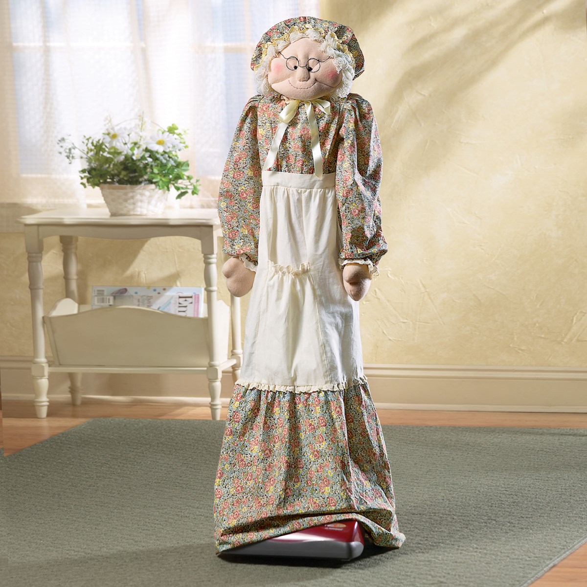 Grandma Upright Vacuum Cleaner Cover | Collections Etc.