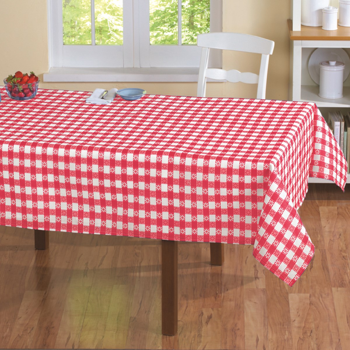 Samantha Checkered Tablecloth | Collections Etc.