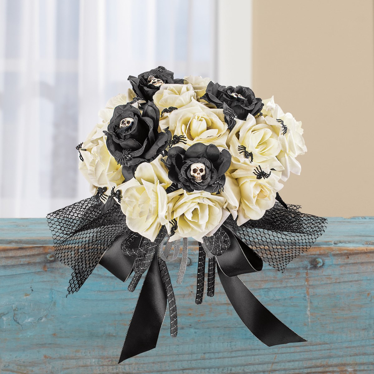 Creepy Rose Bouquet Halloween Costume or Décor | Collections Etc.