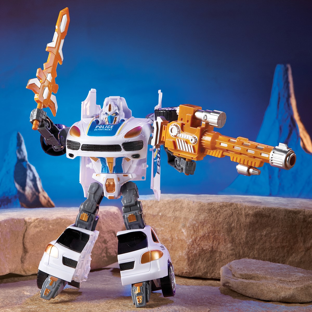 Transforming Super Robot Police Car | Collections Etc.