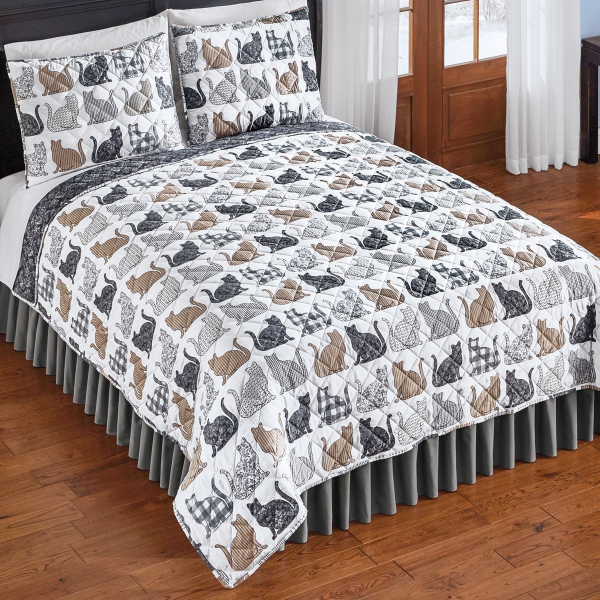 Colorful Polyester Nala Cat Multi-Patterned Quilt | Collections Etc.