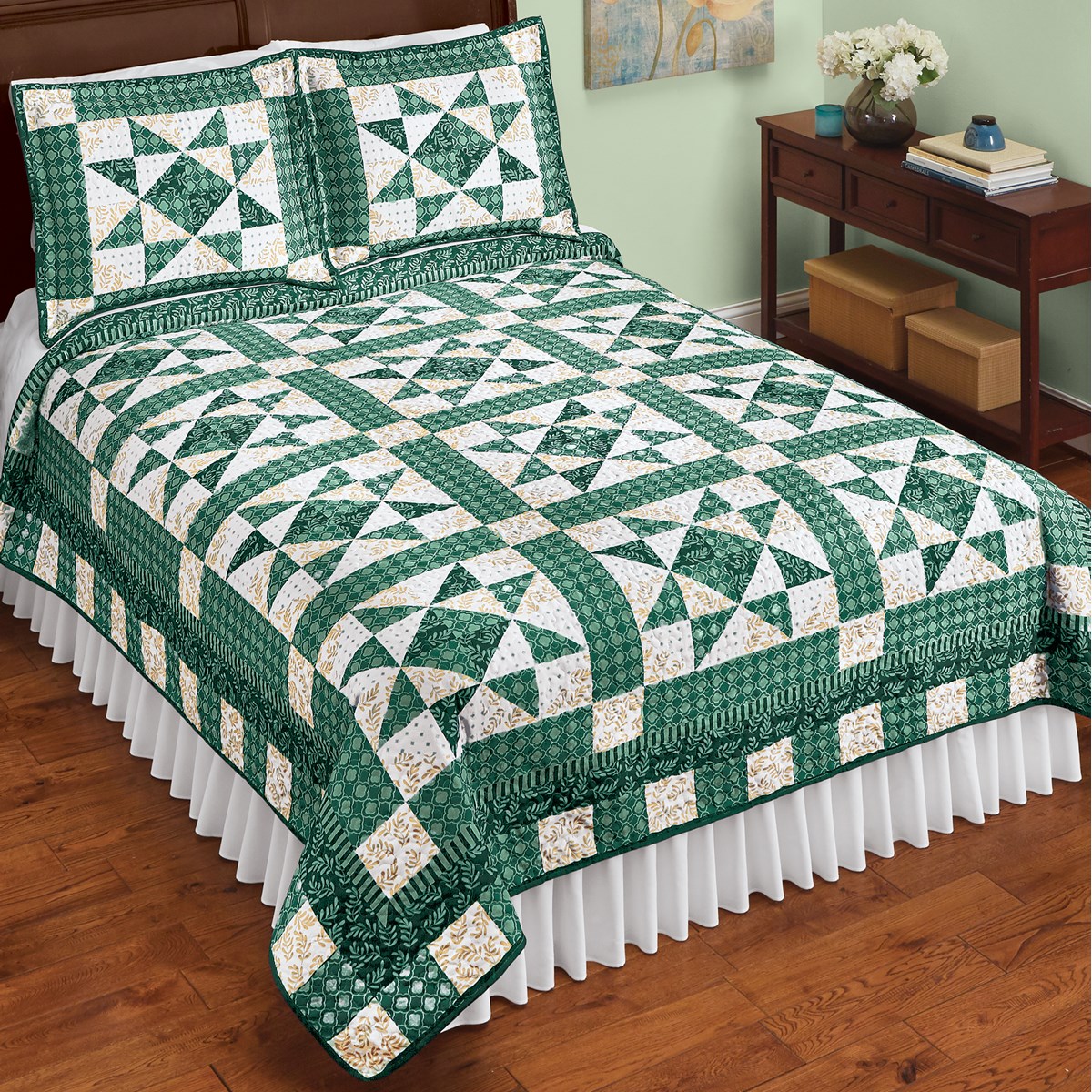 Star Pattern Reversible Country Patchwork Quilt | Collections Etc.