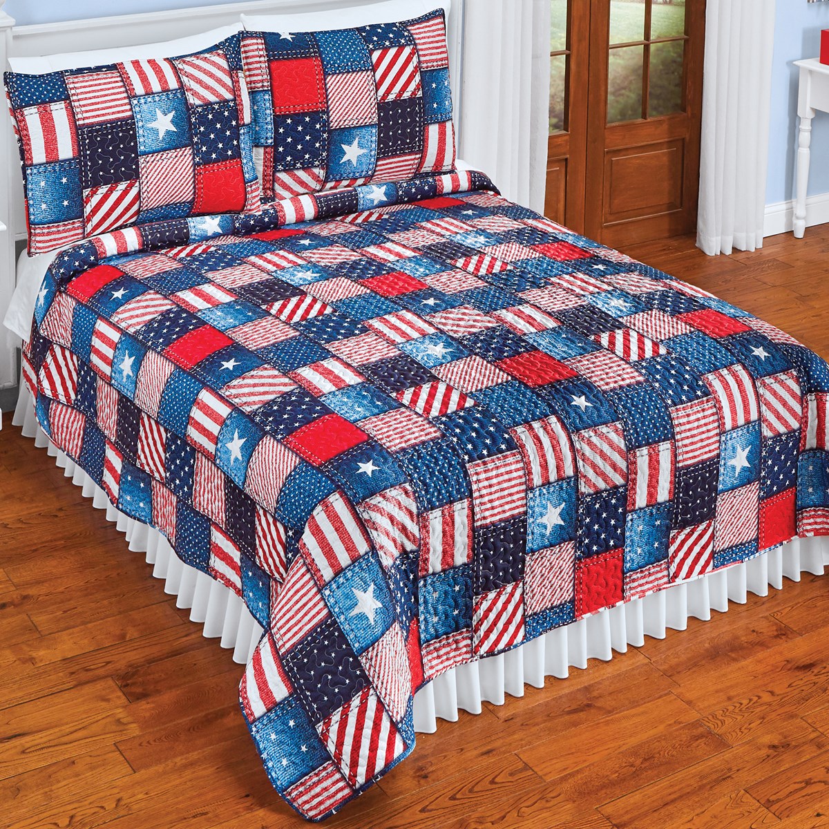 Patriotic Red White & Blue Patchwork Quilt | Collections Etc.