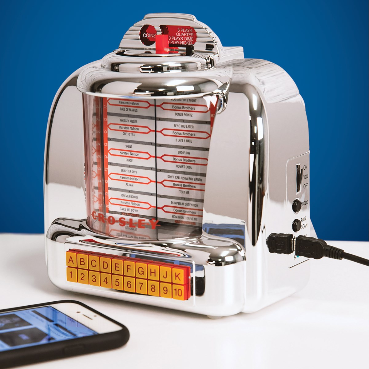 Tabletop Retro USB Jukebox Radio and Bluetooth Speaker | Collections Etc.