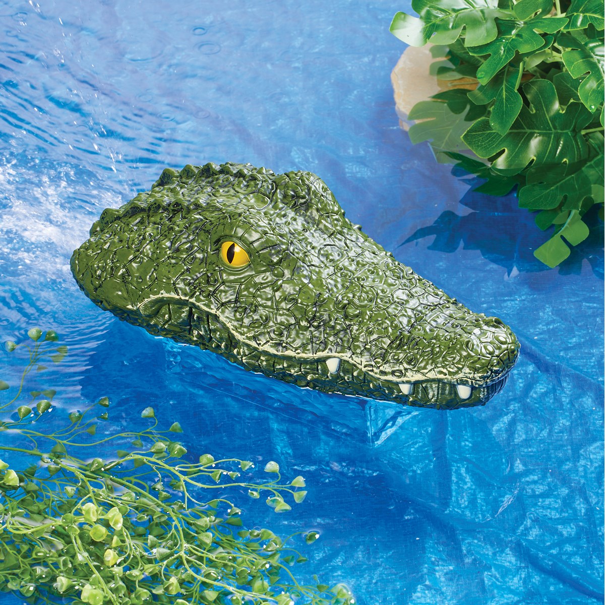 Remote Controlled Realistic Swimming Alligator | Collections Etc.