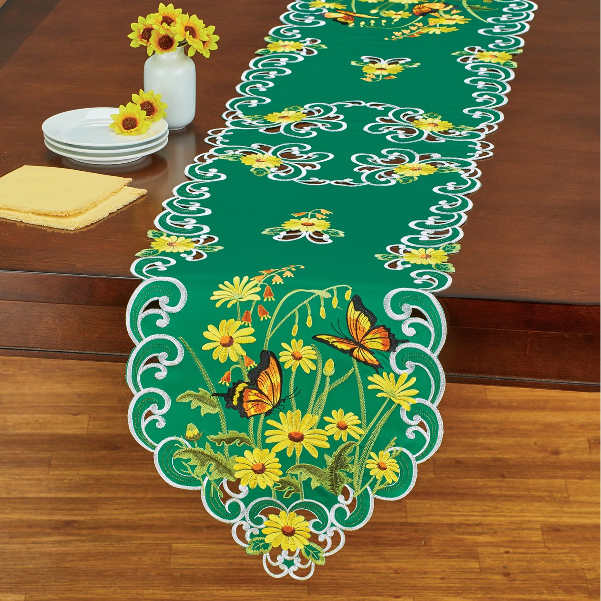 Beautiful Embroidered Daisy Field Linen Table Linens | Collections Etc.