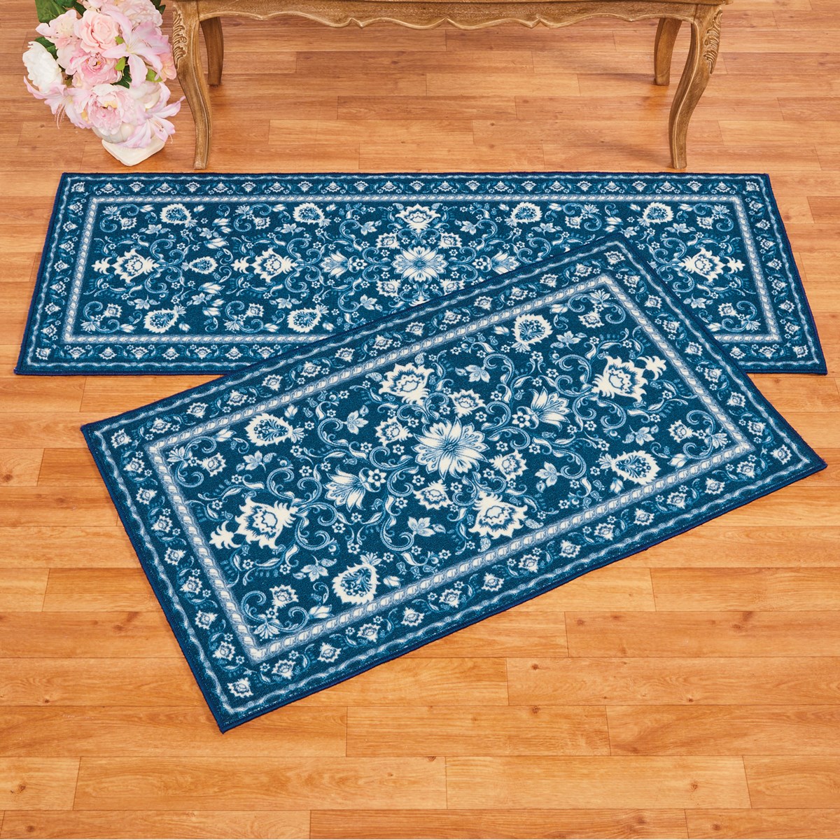 Traditional Tufted Texture Medallion Scroll Center Rug | Collections Etc.