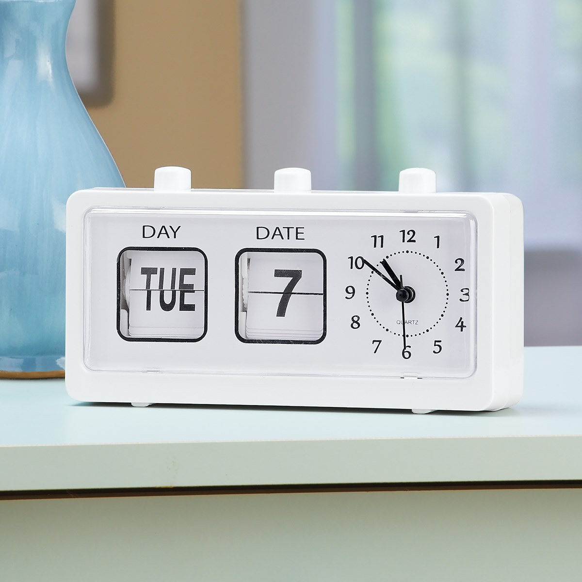 Easy-to-read Desk Calendar & Analog Clock | Collections Etc.