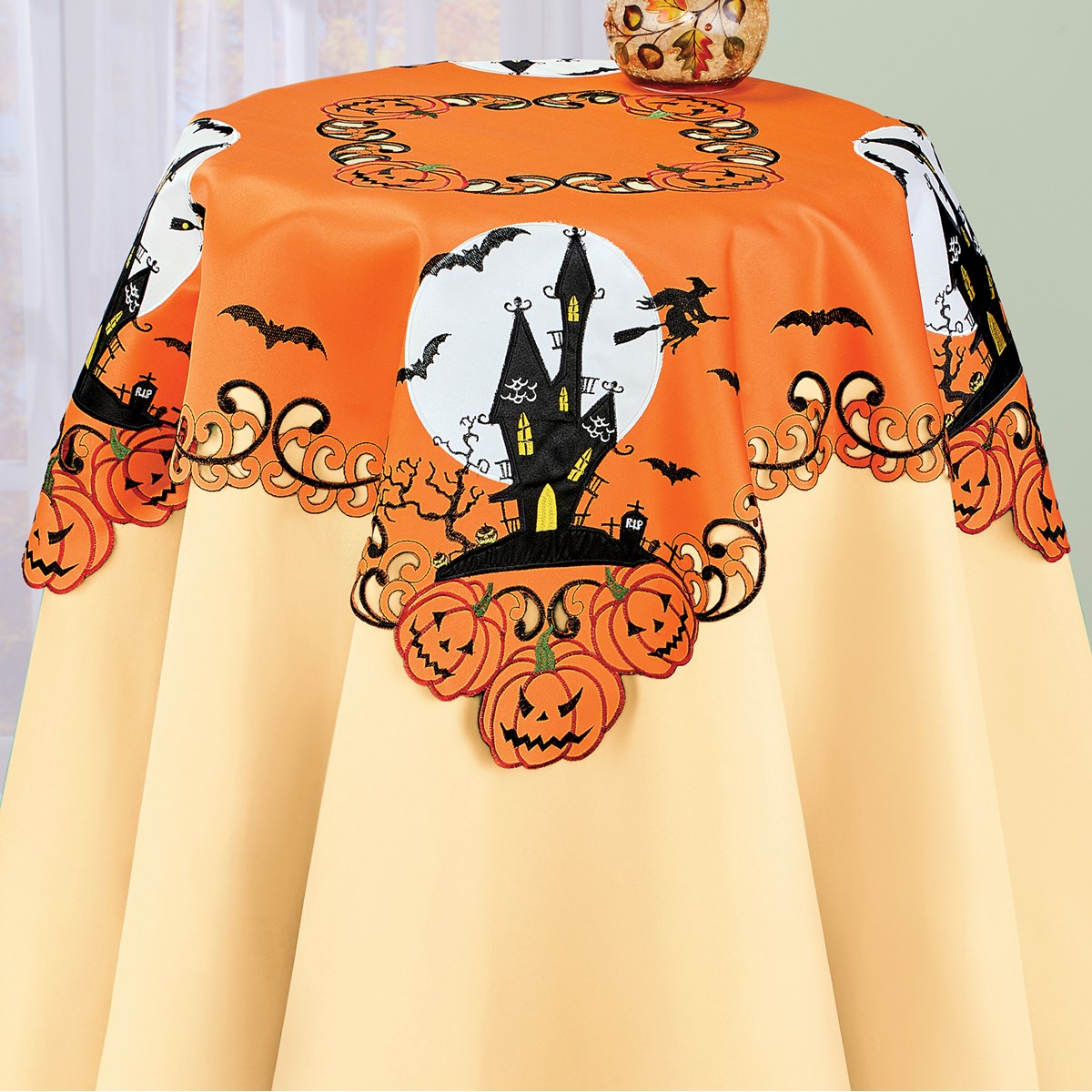Halloween Haunted Mansion & Jack O' Lanterns Table Linens | Collections ...