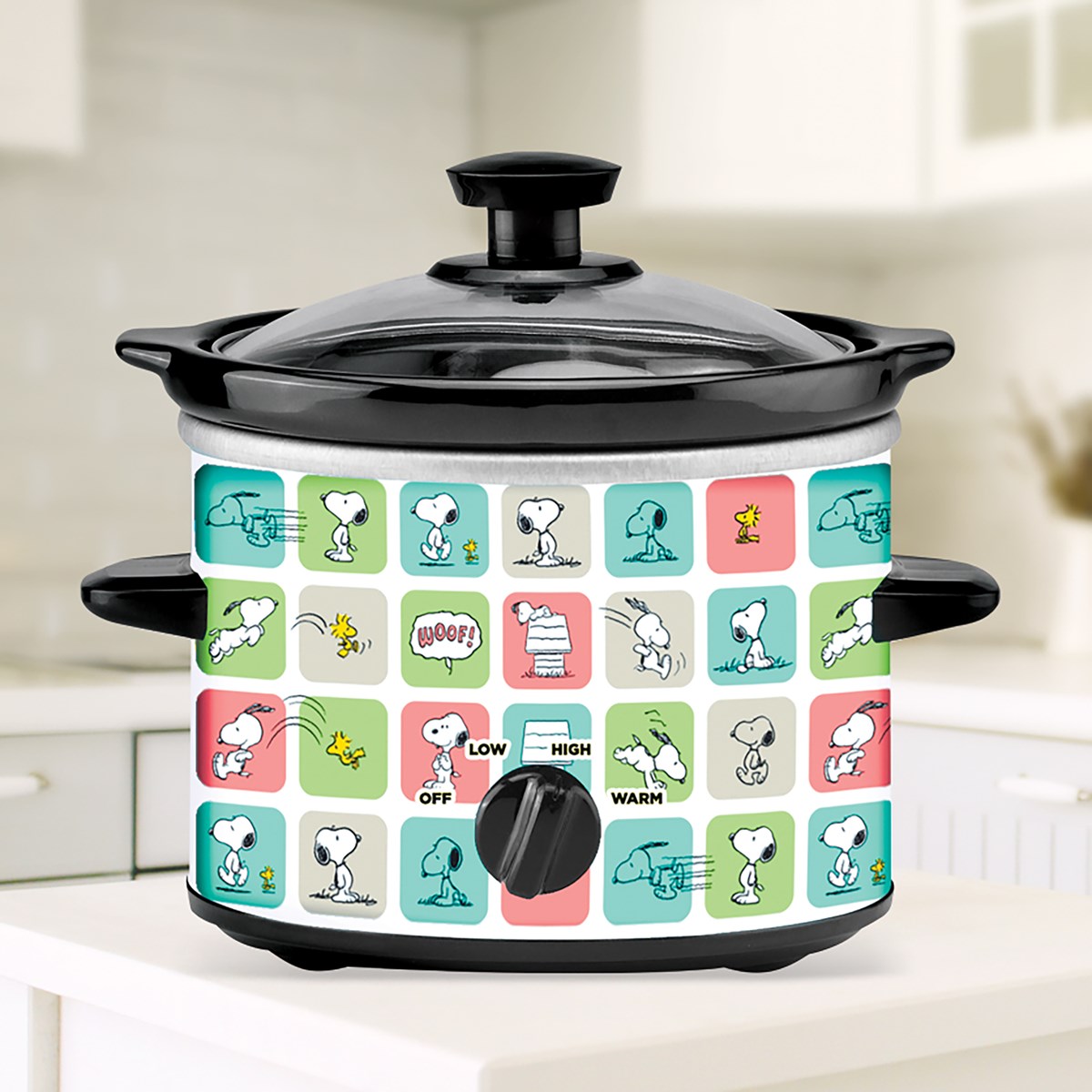 Peanuts Snoopy Compact 2-Quart Slow Cooker | Collections Etc.
