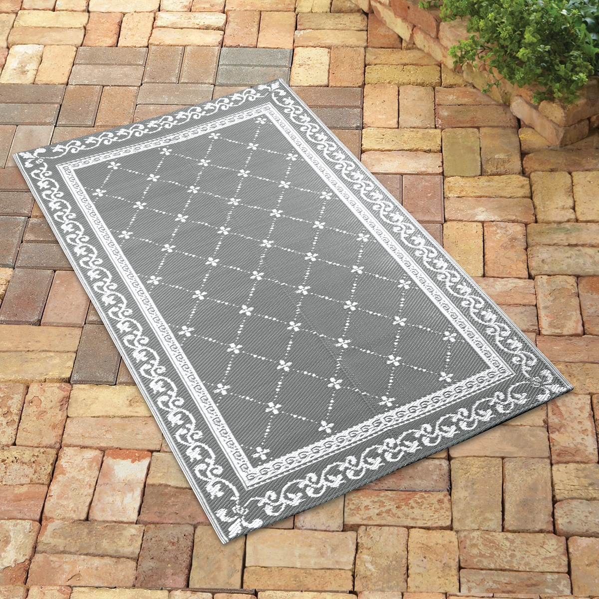 Reversible Scroll Border Outdoor Patio Mat | Collections Etc.