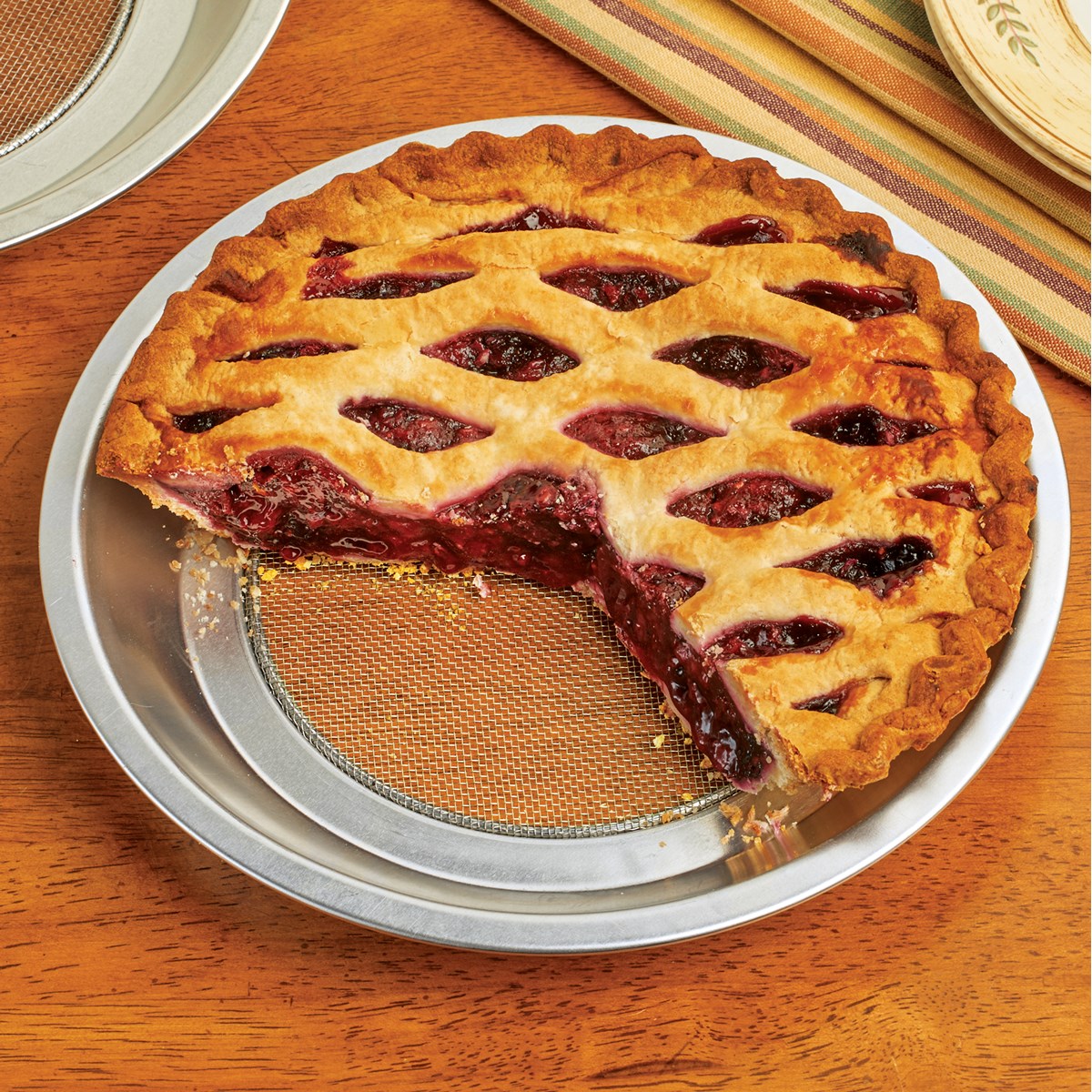 Mesh Bottom Stainless Steel Pie Pans - Set of 2 | Collections Etc.