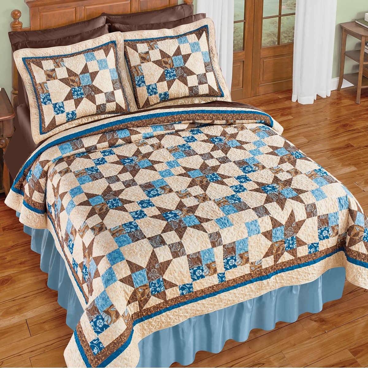 Florence Classic Star Pattern Reversible Quilt | Collections Etc.