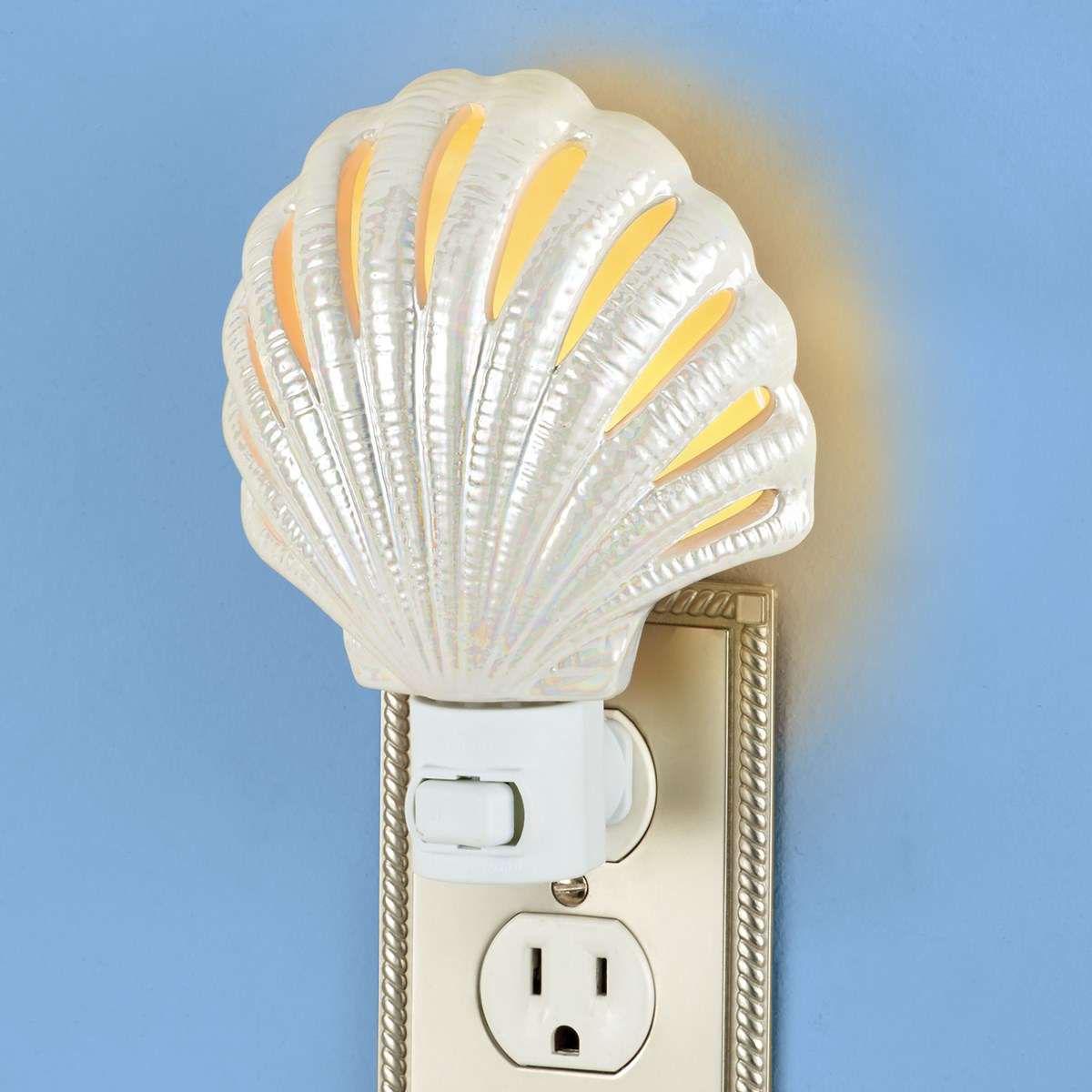 White Pearlized Finish Seashell Night Light | Collections Etc.