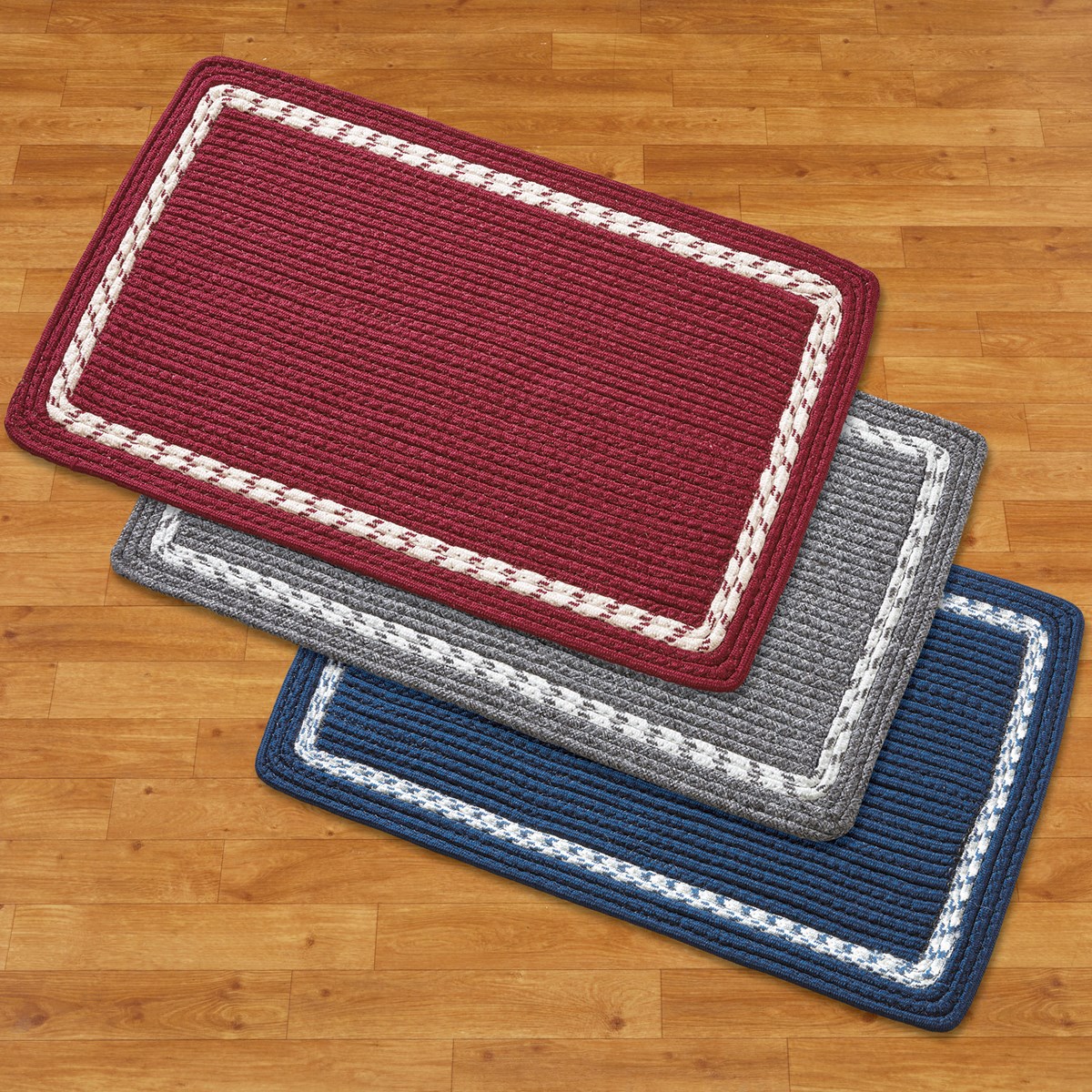Durable Braided Versatile Classic Accent Rug | Collections Etc.