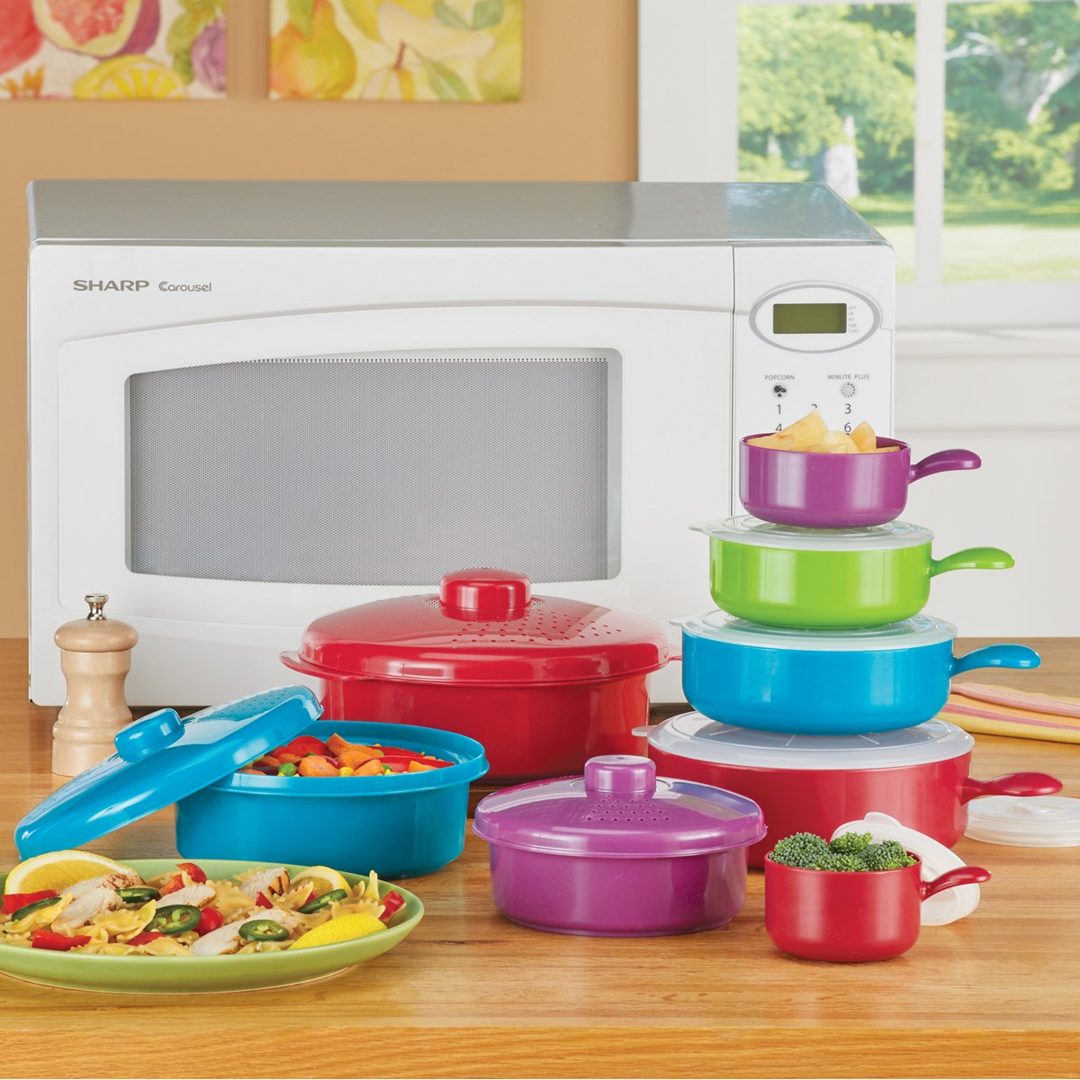 16-Piece Plastic and Silicone Microwave Cookware Set | Collections Etc.