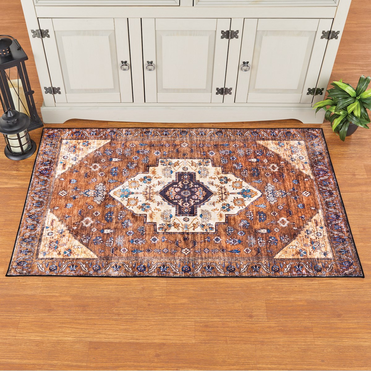 Classic Vintage Medallion Accent Rug | Collections Etc.