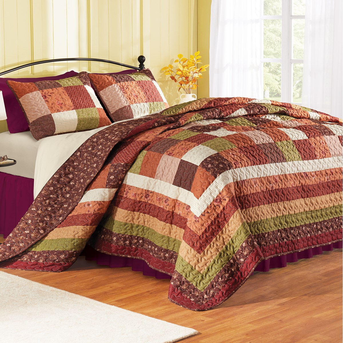 Evelyn Oversized Reversible Floral and Leaf Patchwork Quilt ...